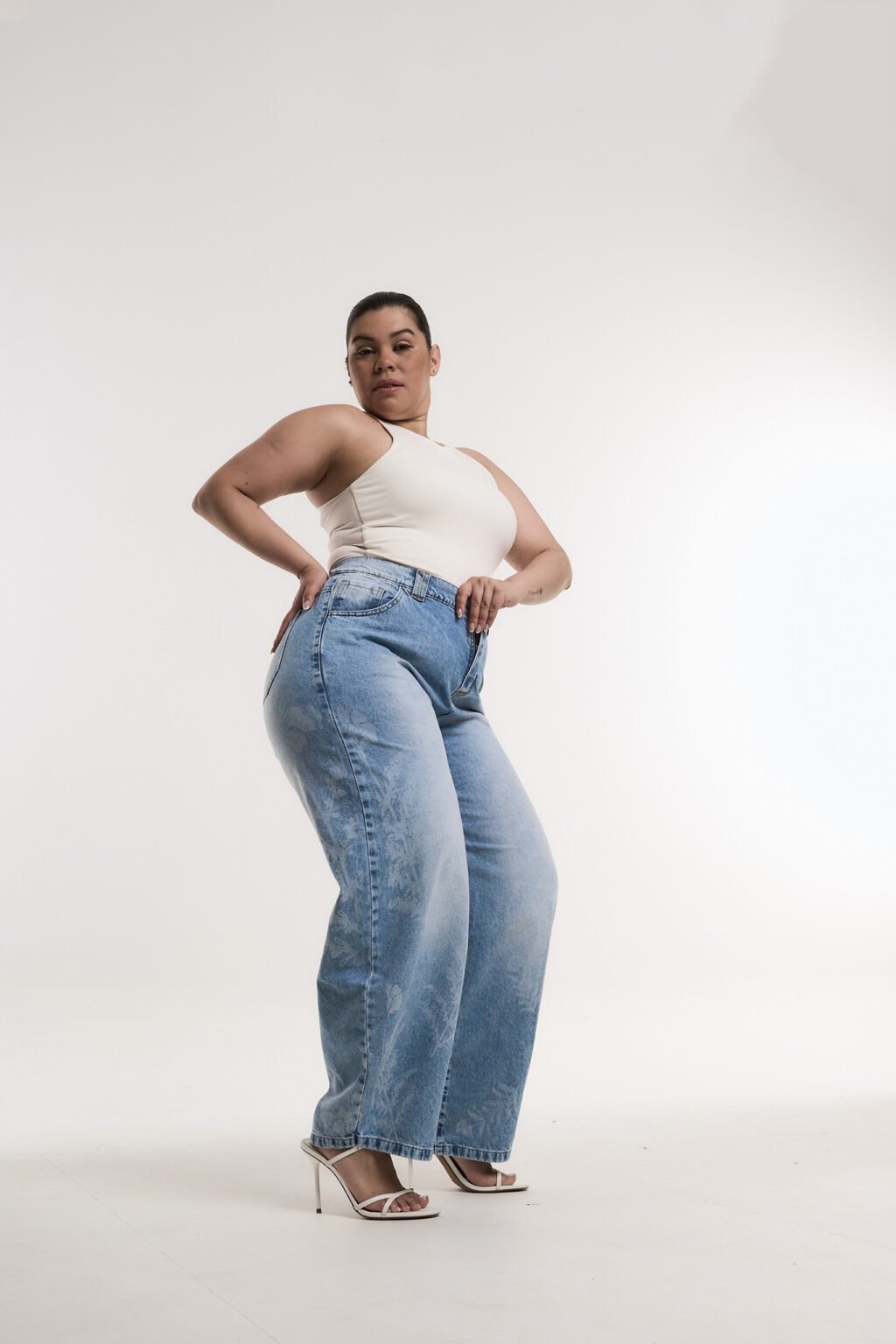 BAGGY CORAYNE ESTAMPADO rigido – Cheta Jeans