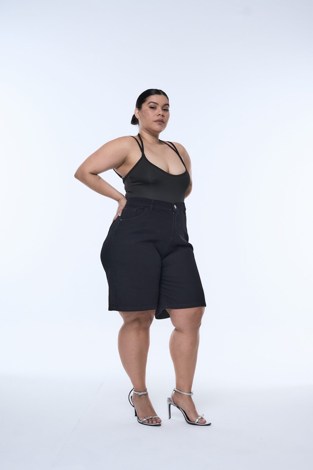 BERMUDA JORT ELORYM rígido – Cheta Jeans